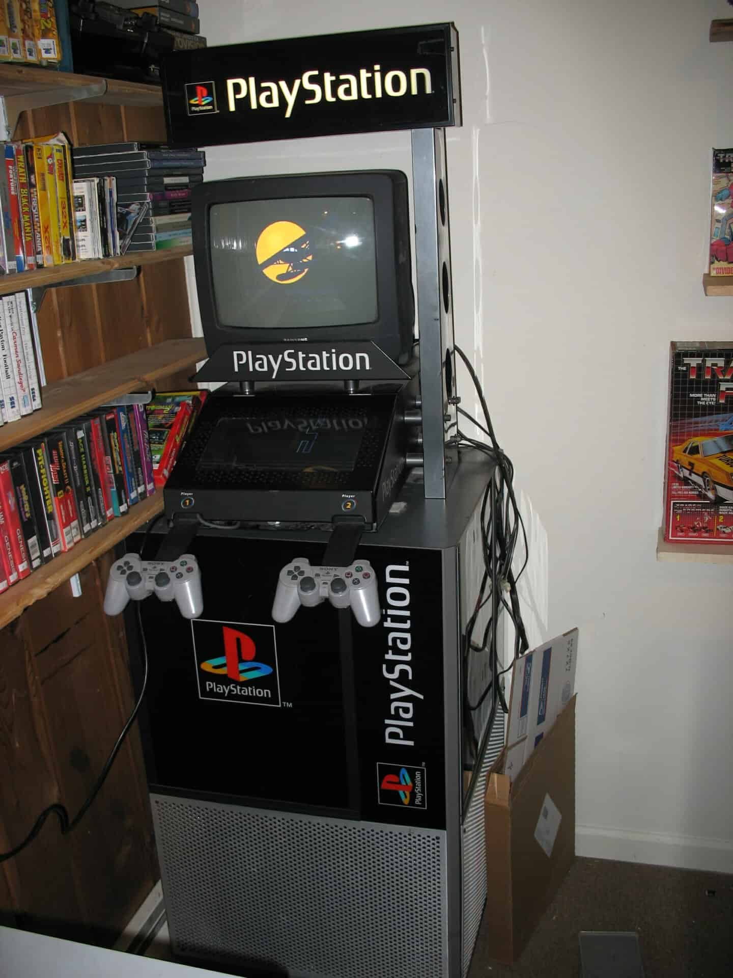 Era assim o totem do PS1 em lojas em 1994 - Hardware