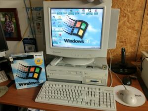 Windows 95 completa 30 anos: o sistema que mudou para sempre a história ...