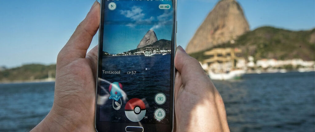Relembre a histeria do lançamento de Pokémon Go no Brasil: caçadas em ...