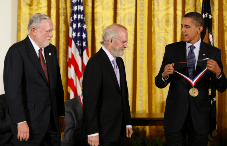 Charles Geschke, co-fundador da Adobe e um dos criadores do PDF, morre ...
